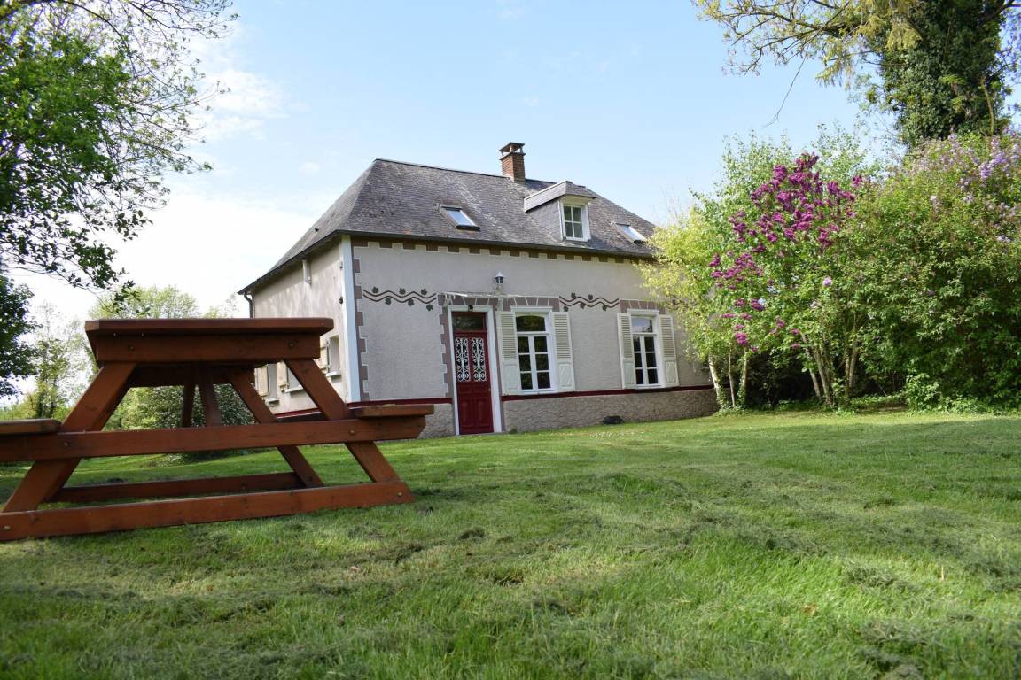 100 M² House ∙ 2 Bedrooms ∙ 4 Guests - Amiens