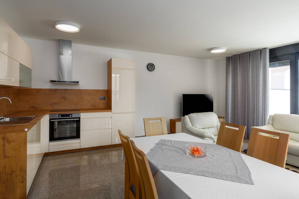 200 M² Maison De Vacances ∙ 3 Chambres ∙ 6 Personnes - Piran