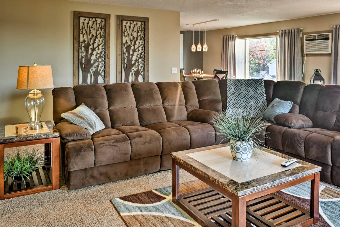 167 M² Apartment ∙ 3 Bedrooms ∙ 6 Guests - Tawas City, MI