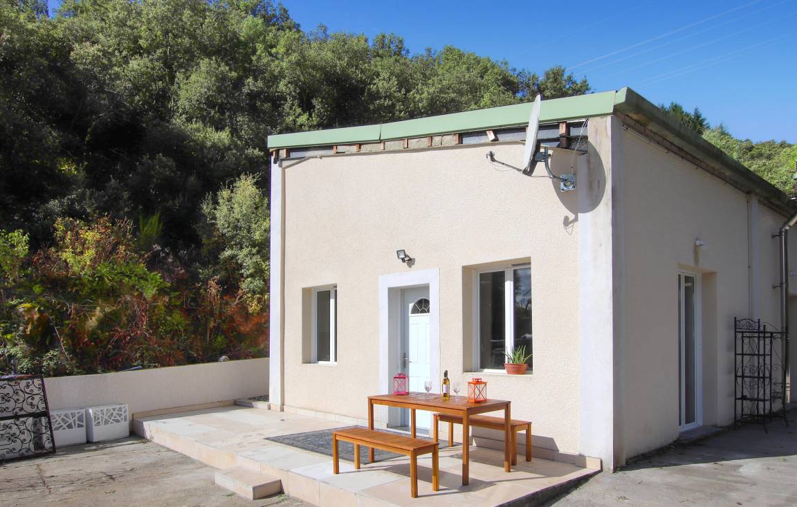 60 M² Huis ∙ 1 Slaapkamer ∙ 5 Gasten - Valence