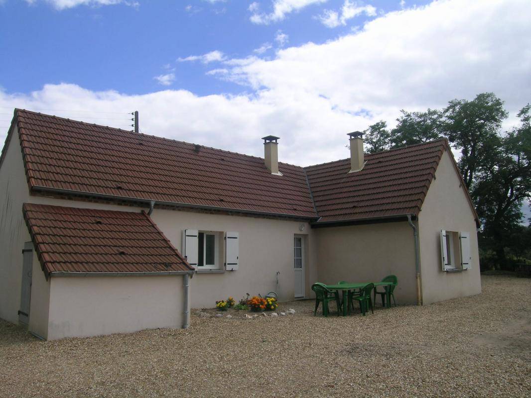102 M² Gîte ∙ 2 Schlafzimmer ∙ 5 Gäste - Dompierre-sur-Besbre