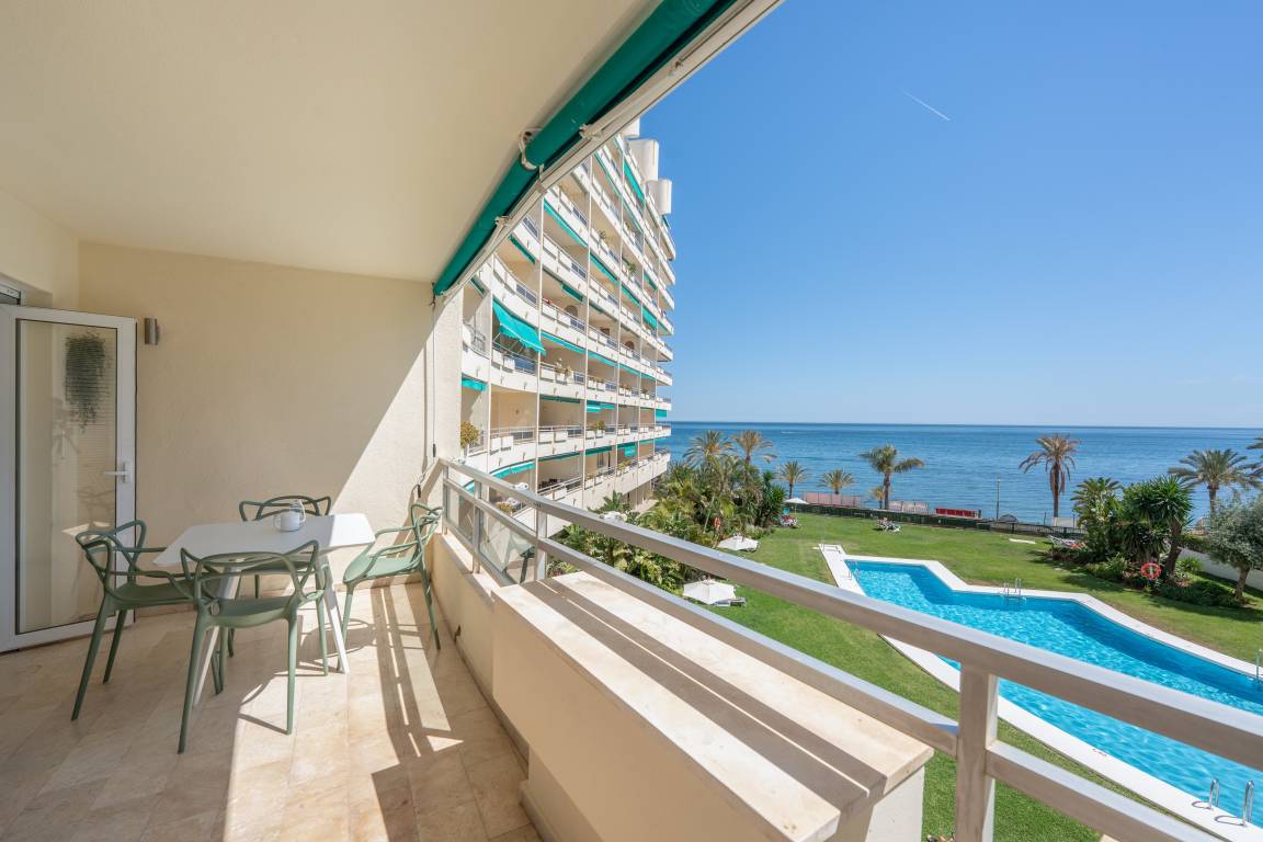 110 M² Apartment ∙ 2 Bedrooms ∙ 4 Guests - Marbella