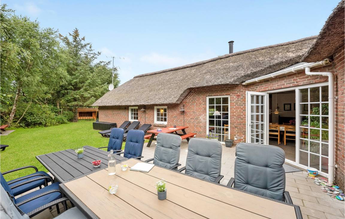 180 M² Ferienhaus ∙ 6 Schlafzimmer ∙ 14 Gäste - Søndervig