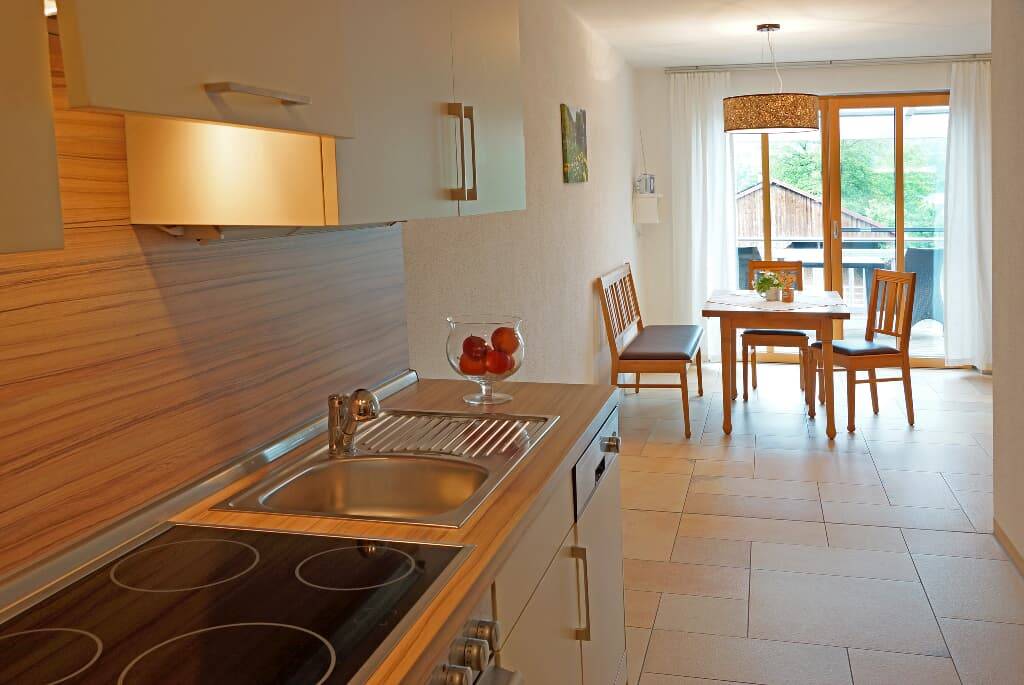 60 M² Ferienwohnung ∙ 1 Schlafzimmer ∙ 4 Gäste - Burglengenfeld
