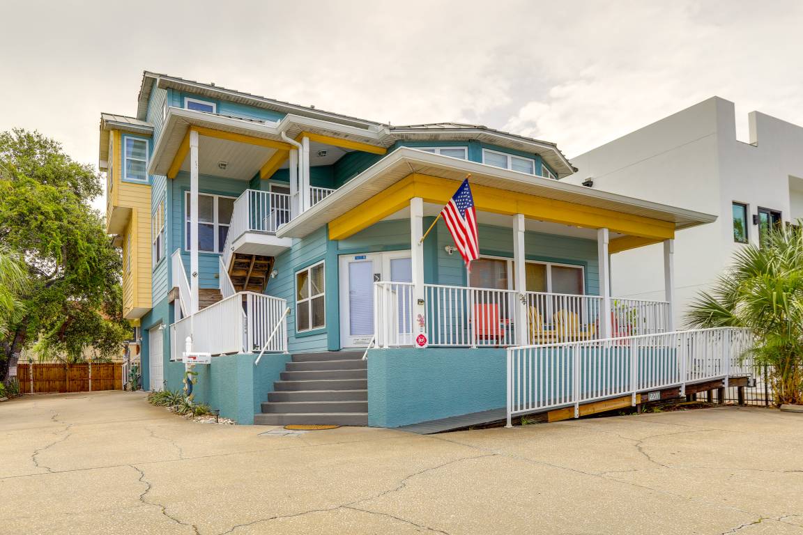287 M² Apartment ∙ 4 Bedrooms ∙ 10 Guests - Indian Rocks Beach, FL