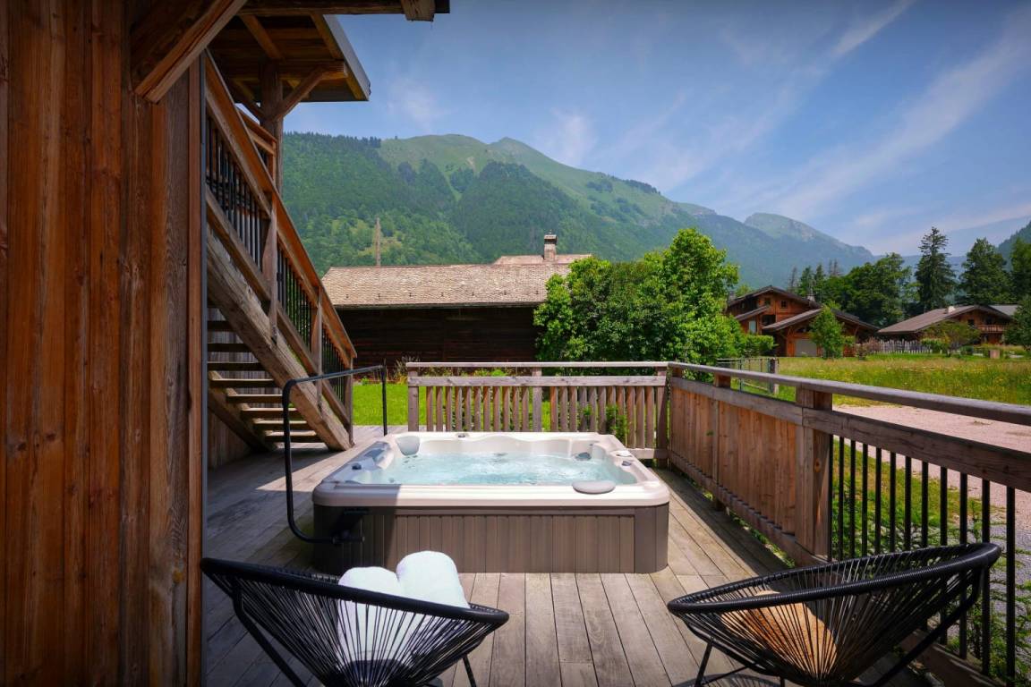 330 M² Chalet ∙ 5 Chambres ∙ 14 Personnes - Morzine