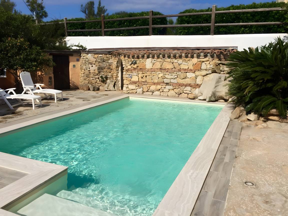 90 M² Maison De Vacances ∙ 3 Chambres ∙ 5 Personnes - Stintino