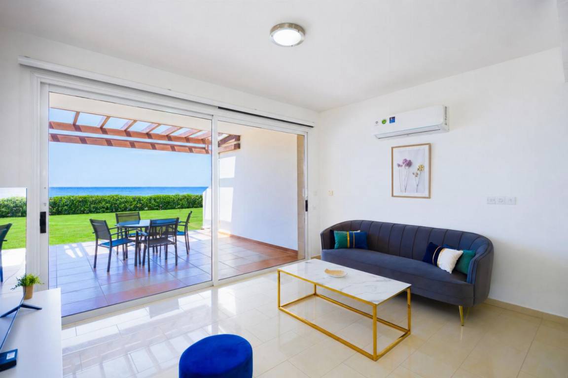 85 M² Villa ∙ 2 Bedrooms ∙ 5 Guests - Argaka