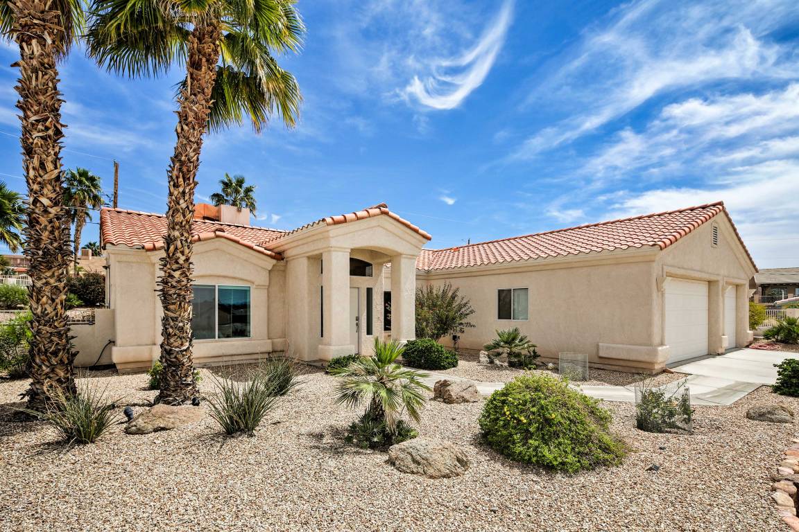 145 M² House ∙ 3 Bedrooms ∙ 8 Guests - Lake Havasu City, AZ