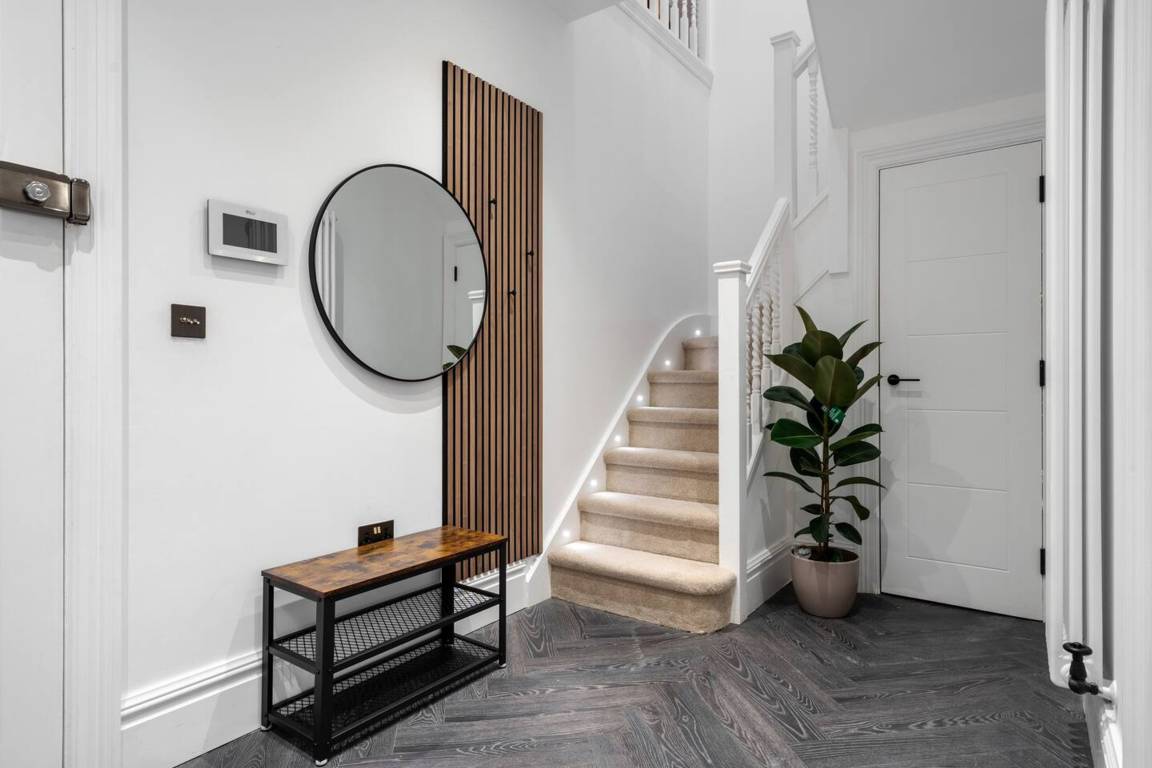 75 M² Apartment ∙ 2 Bedrooms ∙ 4 Guests - Formby
