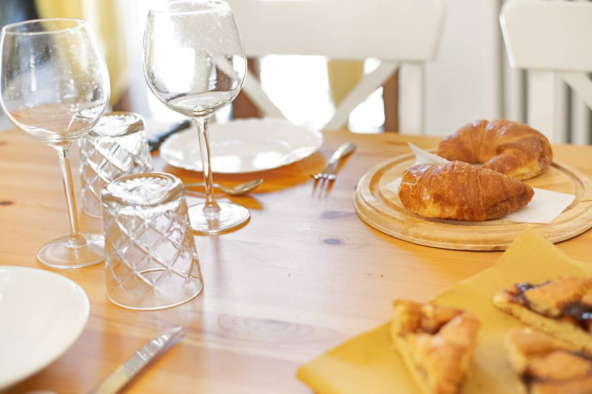 130 M² Apartment ∙ 3 Bedrooms ∙ 12 Guests - Sondrio