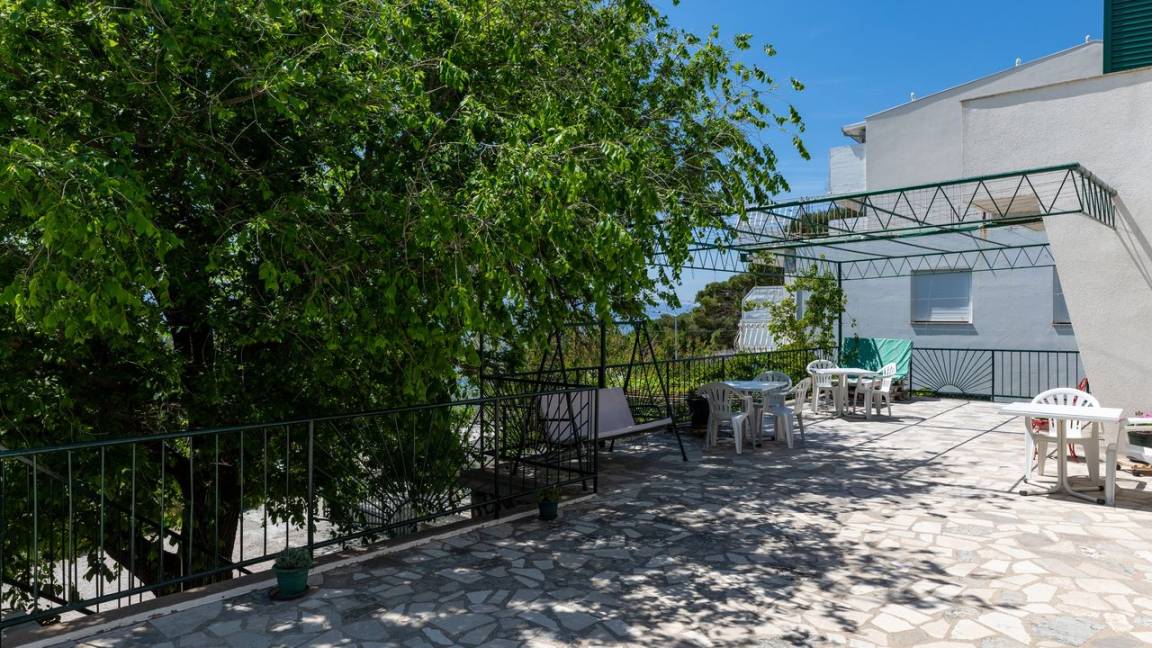 32 M² Hotel ∙ 2 Schlafzimmer ∙ 4 Gäste - Kroatien