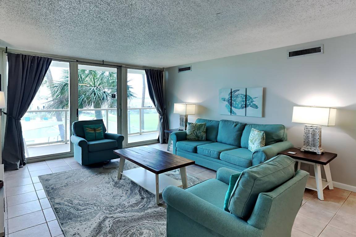 75 M² Condo ∙ 1 Bedroom ∙ 4 Guests - Pensacola Beach, FL