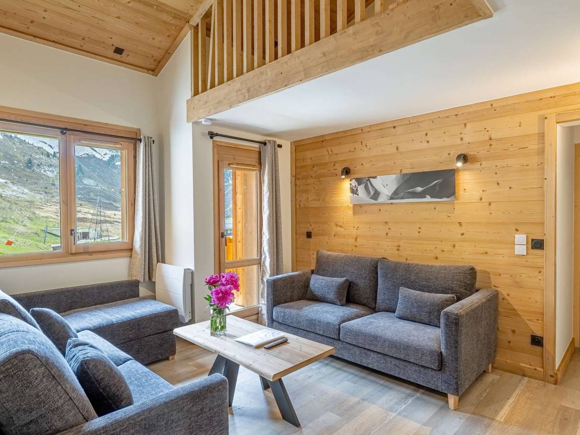 130 M² Apartment ∙ 3 Bedrooms ∙ 10 Guests - Rue du Télémétro