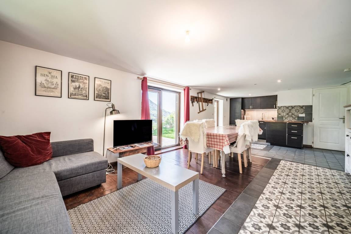 70 M² Apartment ∙ 1 Bedroom ∙ 6 Guests - Évian-les-Bains