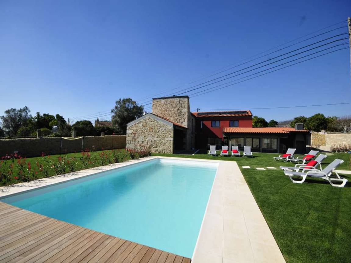Villa ∙ 4 Bedrooms ∙ 8 Guests - Esposende
