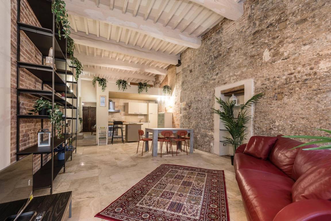 110 M² Apartamento ∙ 2 Habitaciones ∙ 4 Huéspedes - Pisa
