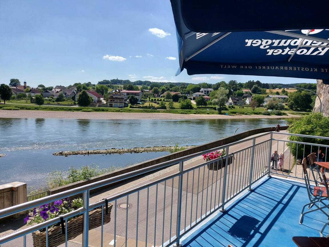 Ferienwohnung ∙ 1 Schlafzimmer ∙ 4 Gäste - Neustadt an der Donau