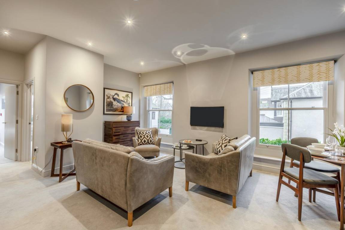 Apartment ∙ 2 Bedrooms ∙ 4 Guests - Borrowdale