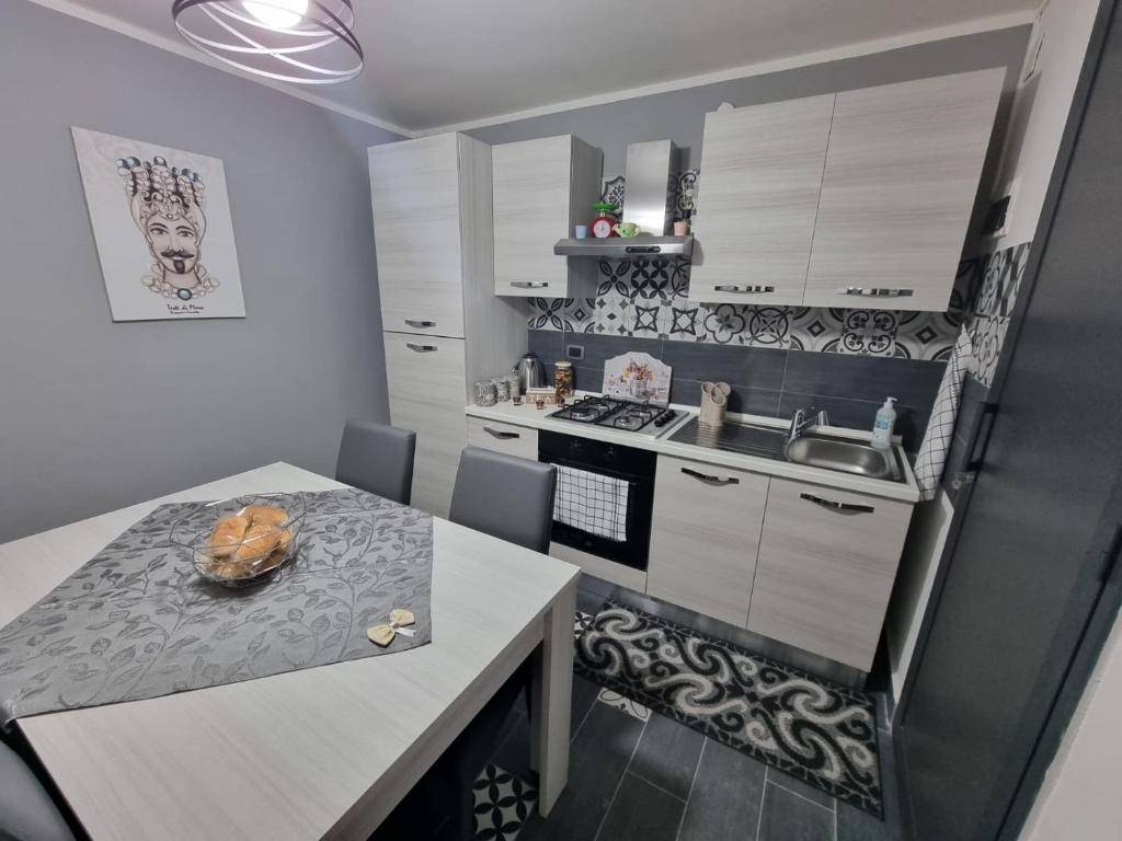 74 M² Casa ∙ 2 Habitaciones ∙ 5 Huéspedes - Catania