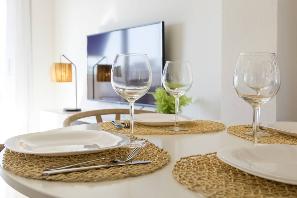 55 M² Apartamento ∙ 2 Habitaciones ∙ 4 Huéspedes - Miramar, España