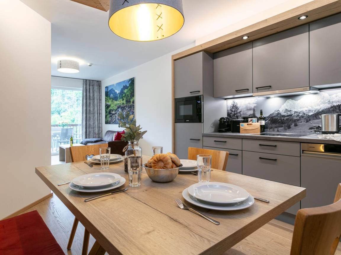 64 M² Ferienwohnung ∙ 2 Schlafzimmer ∙ 6 Gäste - Obertraun