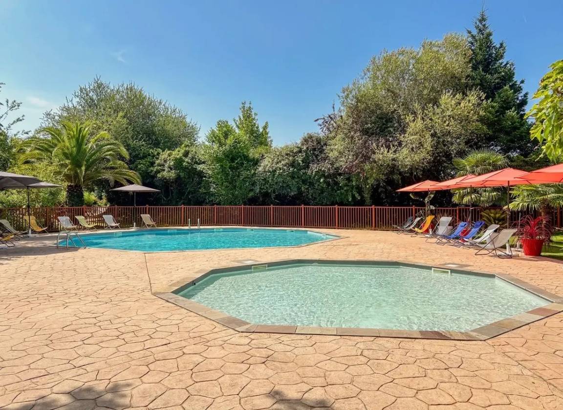 35 M² Chalet ∙ 2 Habitaciones ∙ 5 Huéspedes - Pirineos