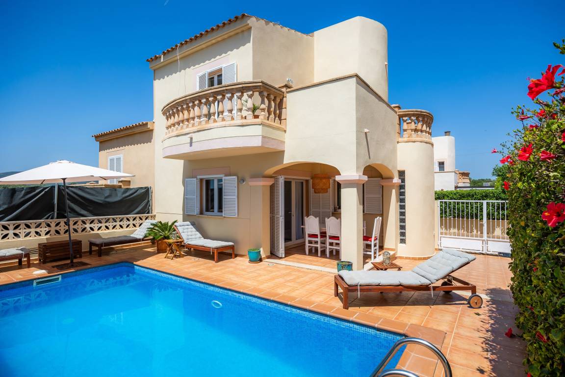 100 M² Ferienhaus ∙ 2 Schlafzimmer ∙ 4 Gäste - Porto Cristo