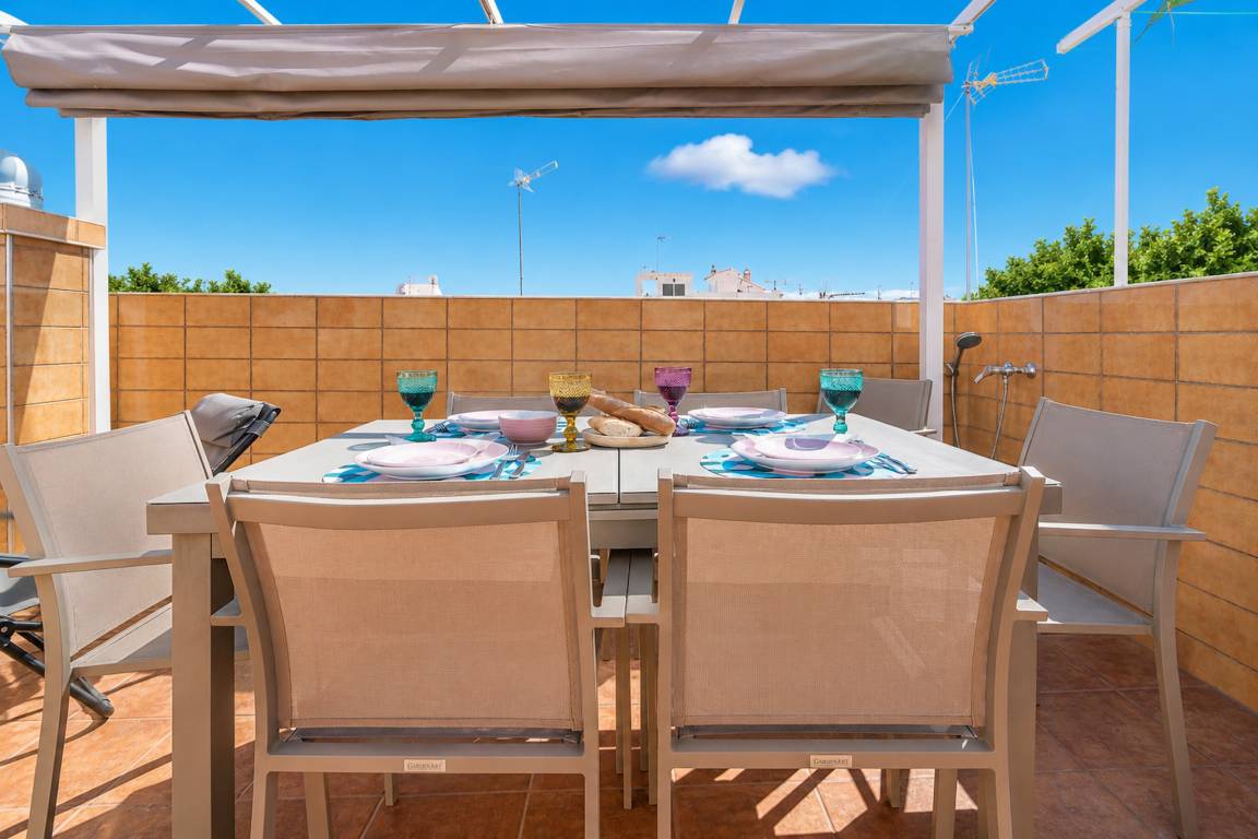 200 M² Ferienhaus ∙ 2 Schlafzimmer ∙ 5 Gäste - Nerja