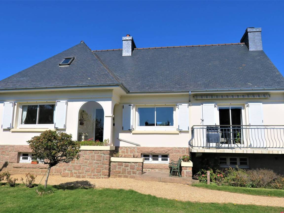 140 M² Huis ∙ 4 Slaapkamers ∙ 9 Gasten - Perros-Guirec