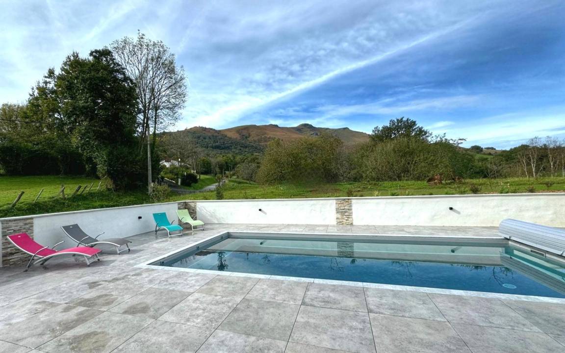 150 M² Gîte ∙ 3 Chambres ∙ 6 Personnes - Saint-Étienne-de-Baïgorry