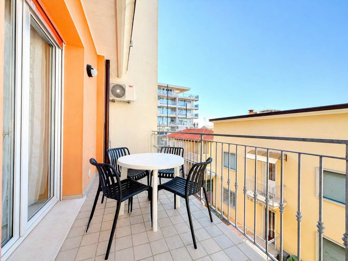 Apartment ∙ 1 Bedroom ∙ 5 Guests - Jesolo