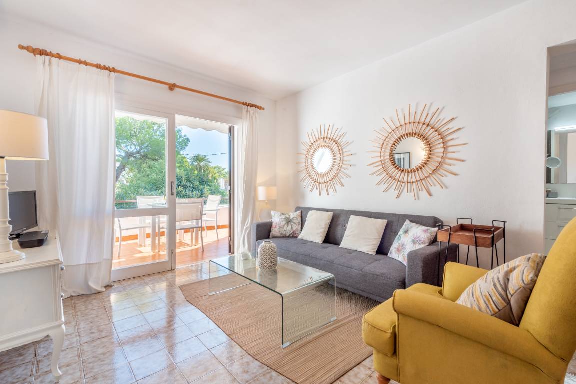 75 M² Apartamento ∙ 2 Habitaciones ∙ 4 Huéspedes - Alcudia