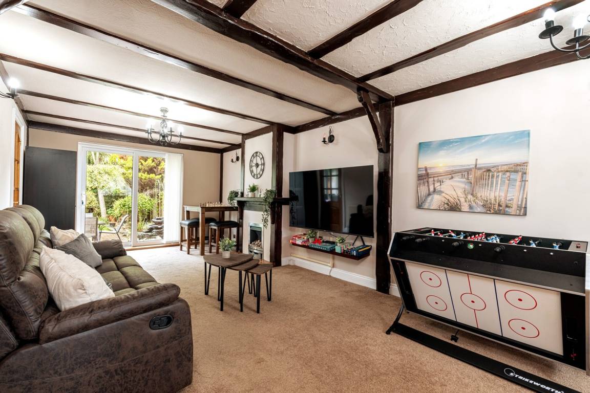 House ∙ 3 Bedrooms ∙ 6 Guests - Southend-on-Sea