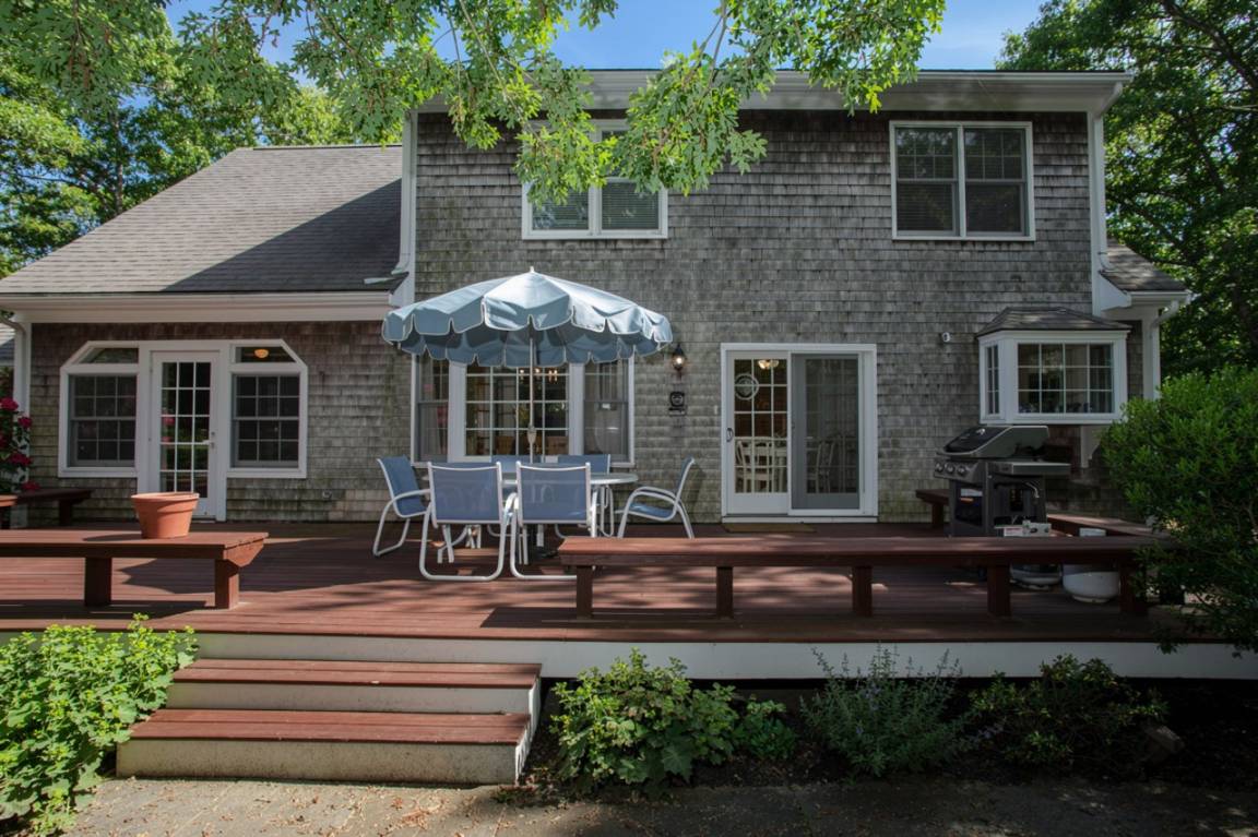 212 M² Apartment ∙ 4 Bedrooms ∙ 8 Guests - Oak Bluffs, MA