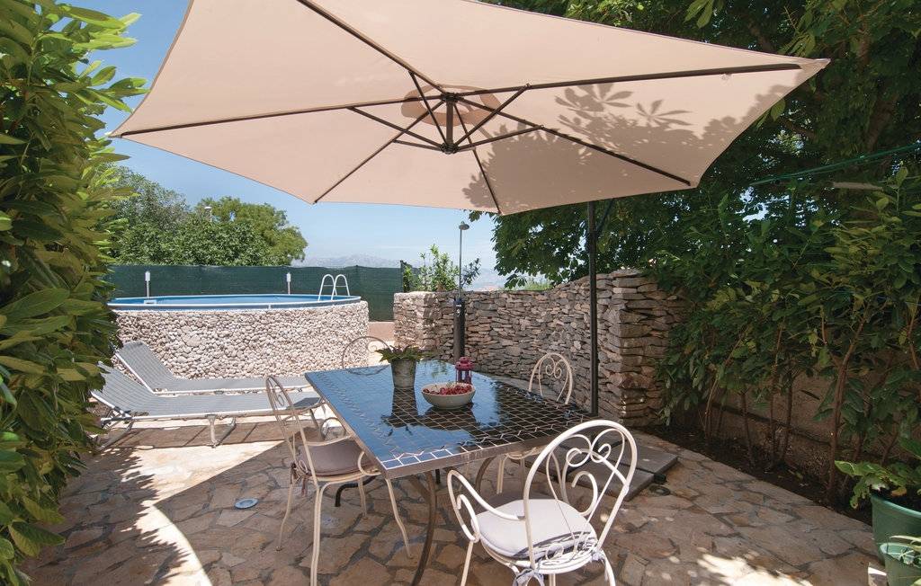 64 M² Ferienhaus ∙ 2 Schlafzimmer ∙ 6 Gäste - Brač