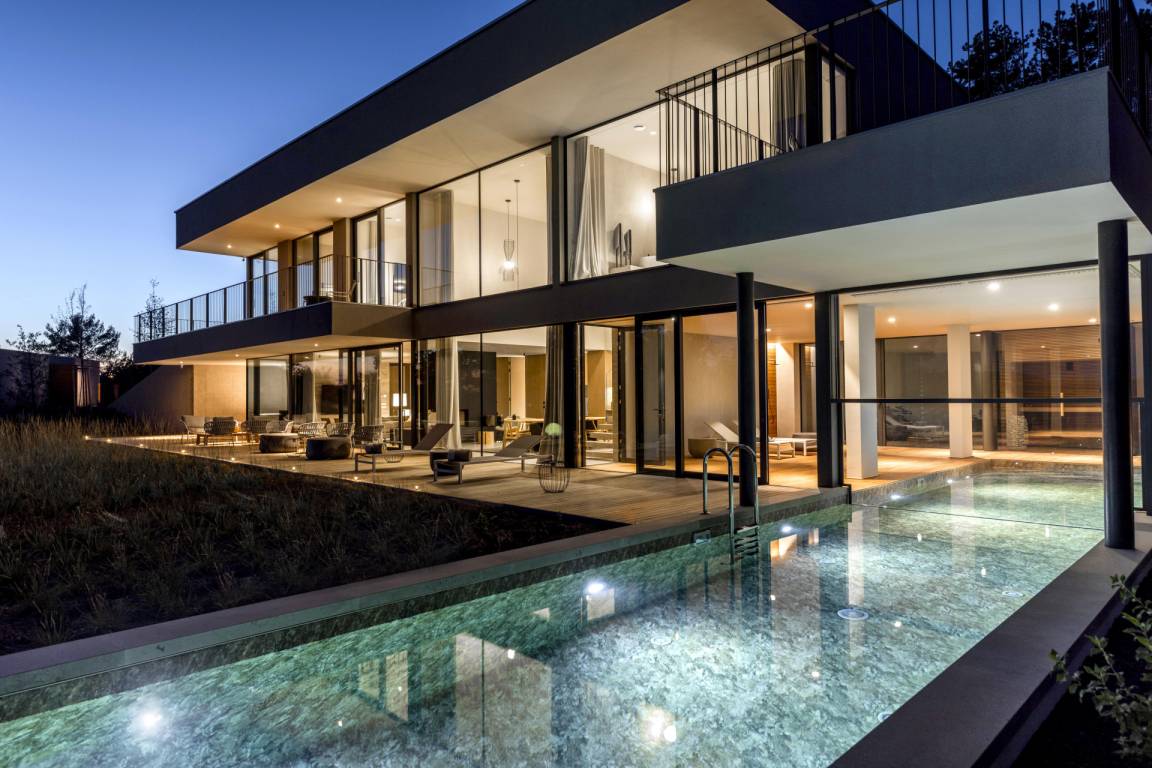 567 M² Villa ∙ 4 Bedrooms ∙ 8 Guests - Buzet