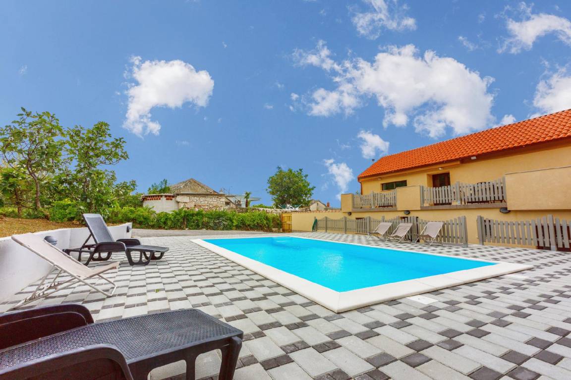 420 M² Dom ∙ 4 Sypialnie ∙ 10 Gości - Klenovica