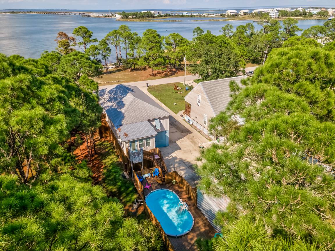 143 M² House ∙ 4 Bedrooms ∙ 8 Guests - Dauphin Island, AL