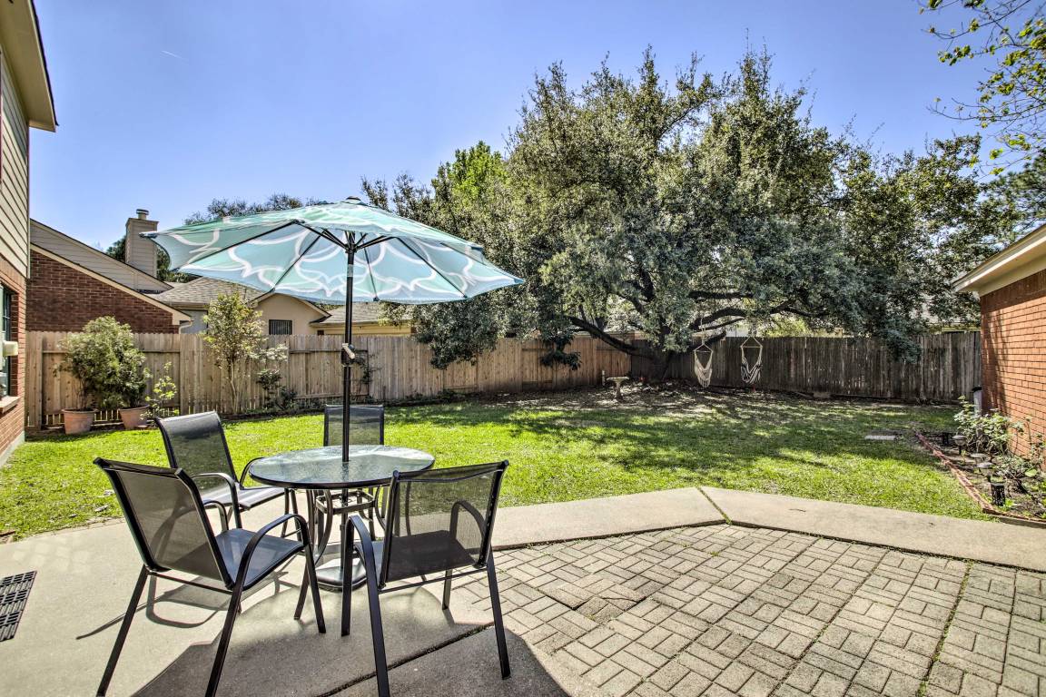 241 M² House ∙ 4 Bedrooms ∙ 8 Guests - Splash Pad, Sugar Land