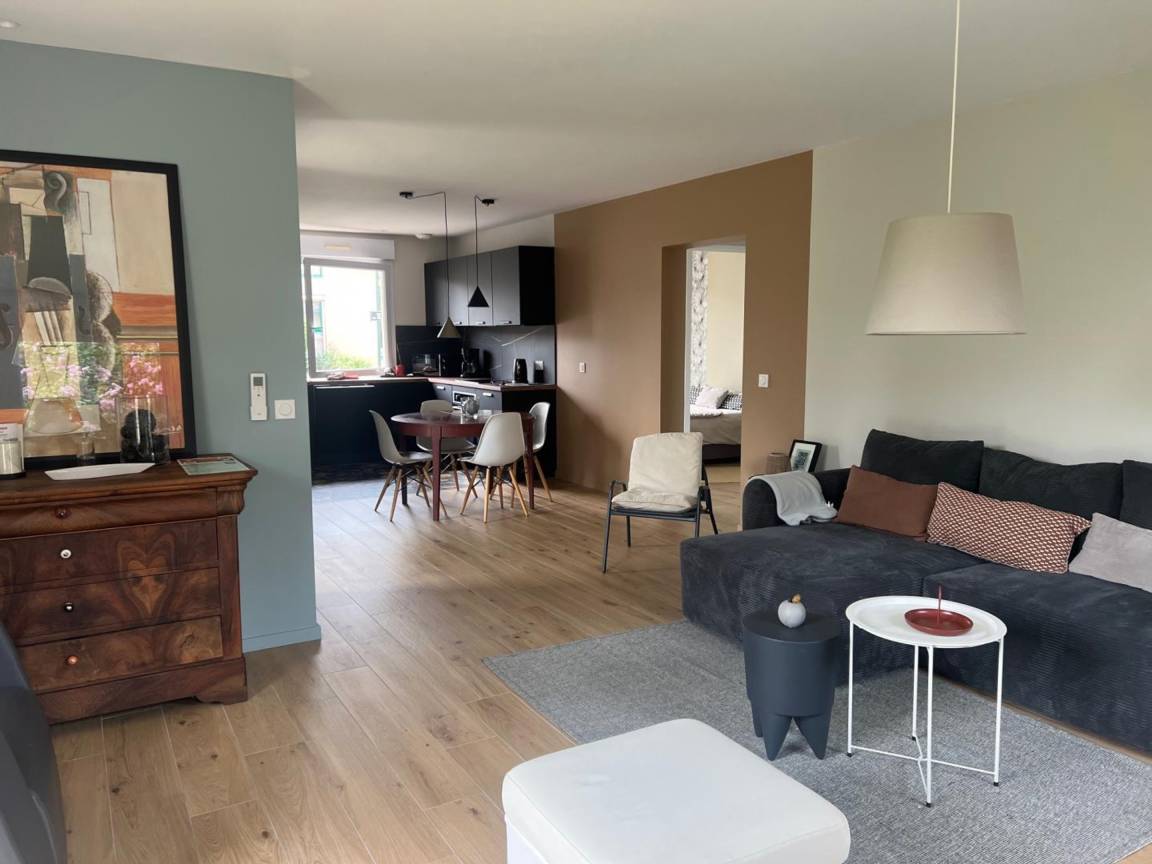 78 M² Cottage ∙ 2 Bedrooms ∙ 4 Guests - Auvergne