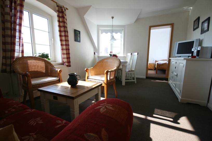 60 M² Ferienwohnung ∙ 2 Schlafzimmer ∙ 4 Gäste - Hooge