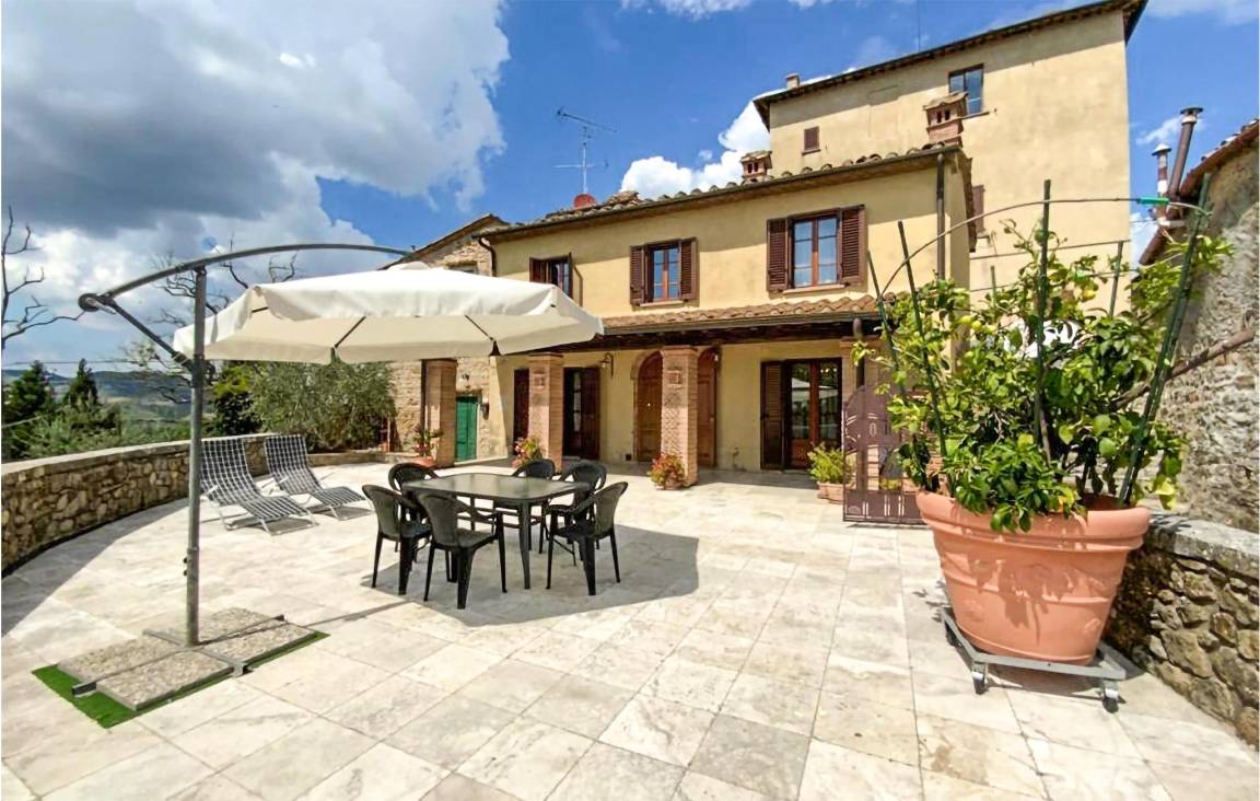 120 M² Maisonette ∙ 3 Bedrooms ∙ 6 Guests - Volterra