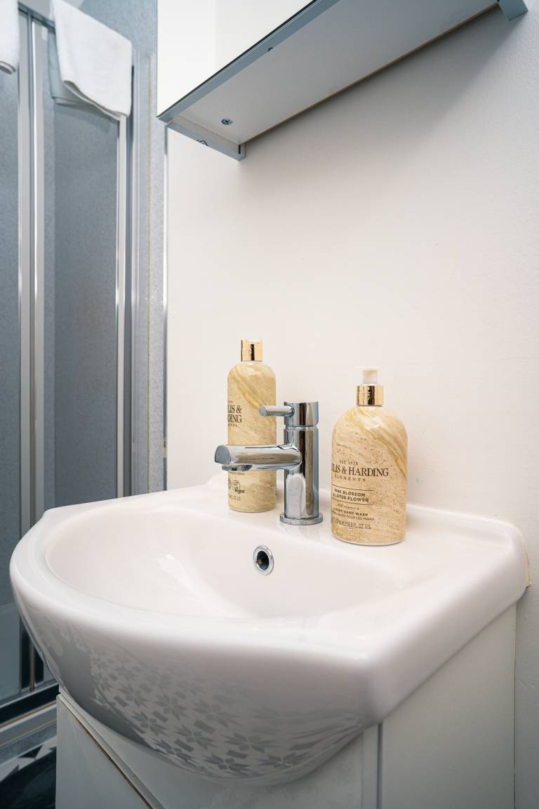 Apartamento ∙ 4 Habitaciones ∙ 8 Huéspedes - Yeovil