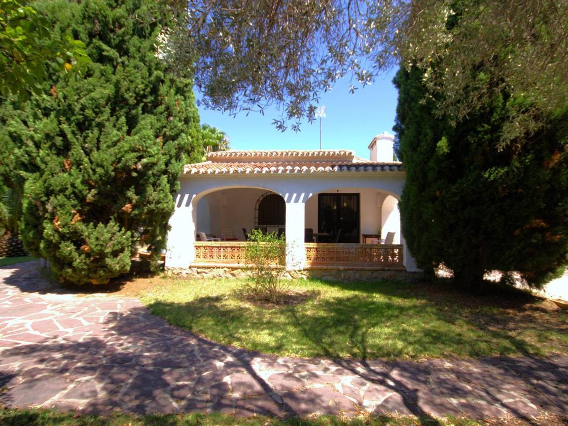250 M² Villa ∙ 5 Bedrooms ∙ 9 Guests - Jávea