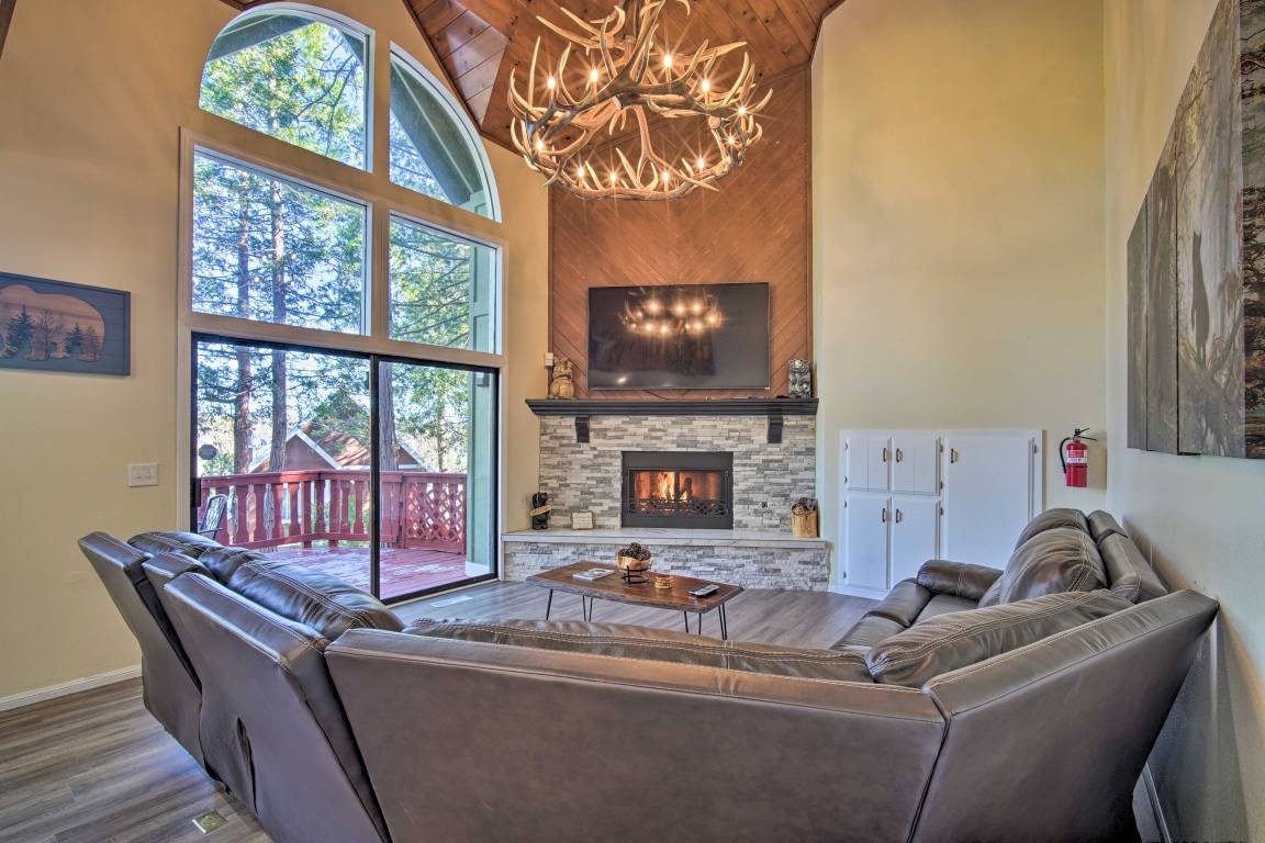 183 M² House ∙ 3 Bedrooms ∙ 8 Guests - Lake Arrowhead, CA