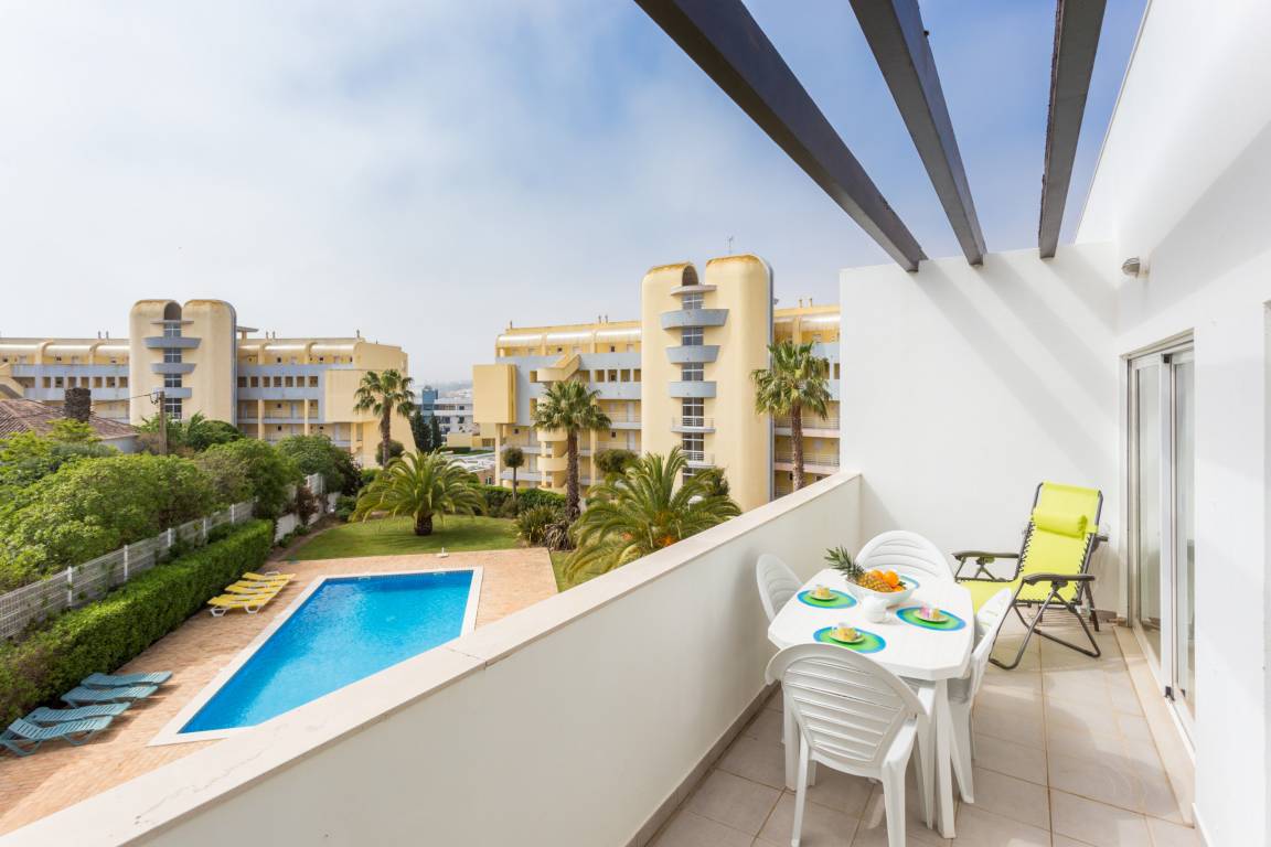 65 M² Apartment ∙ 1 Bedroom ∙ 4 Guests - Lagos