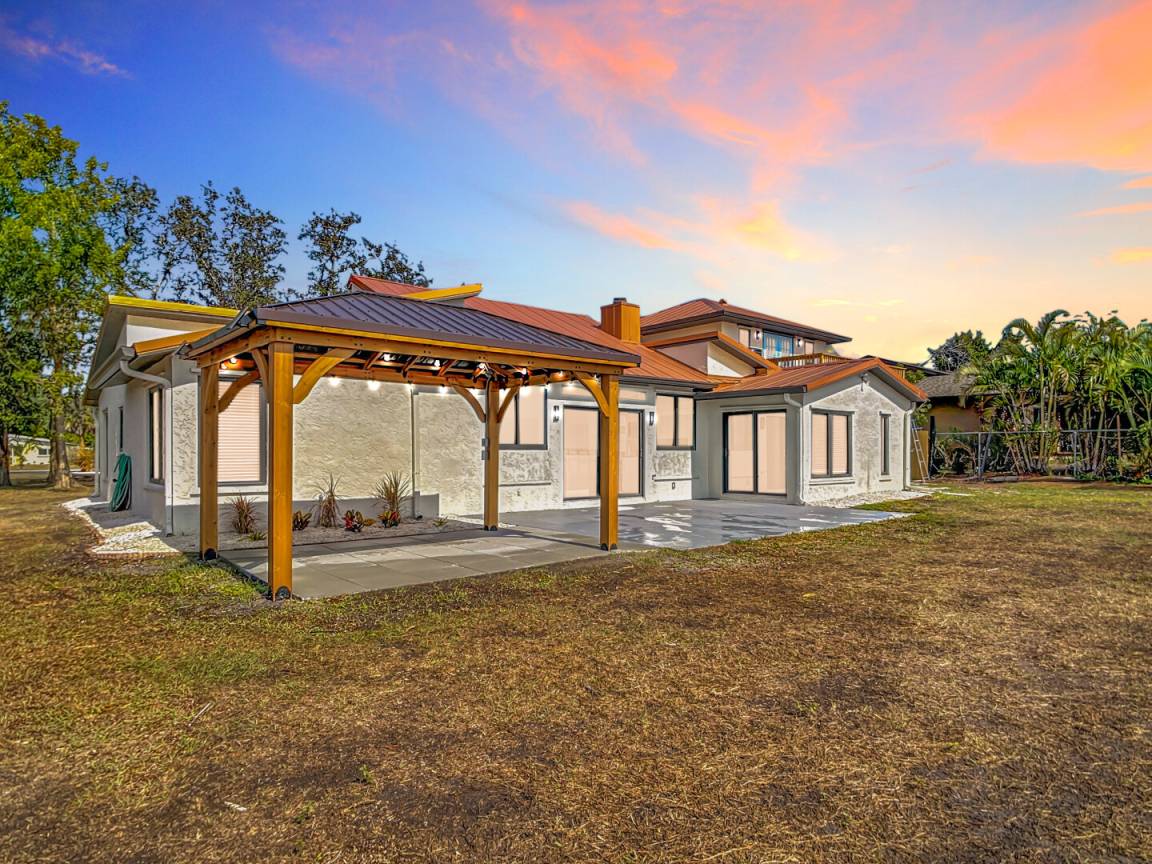 297 M² Ferienhaus ∙ 5 Schlafzimmer ∙ 14 Gäste - Punta Gorda, FL