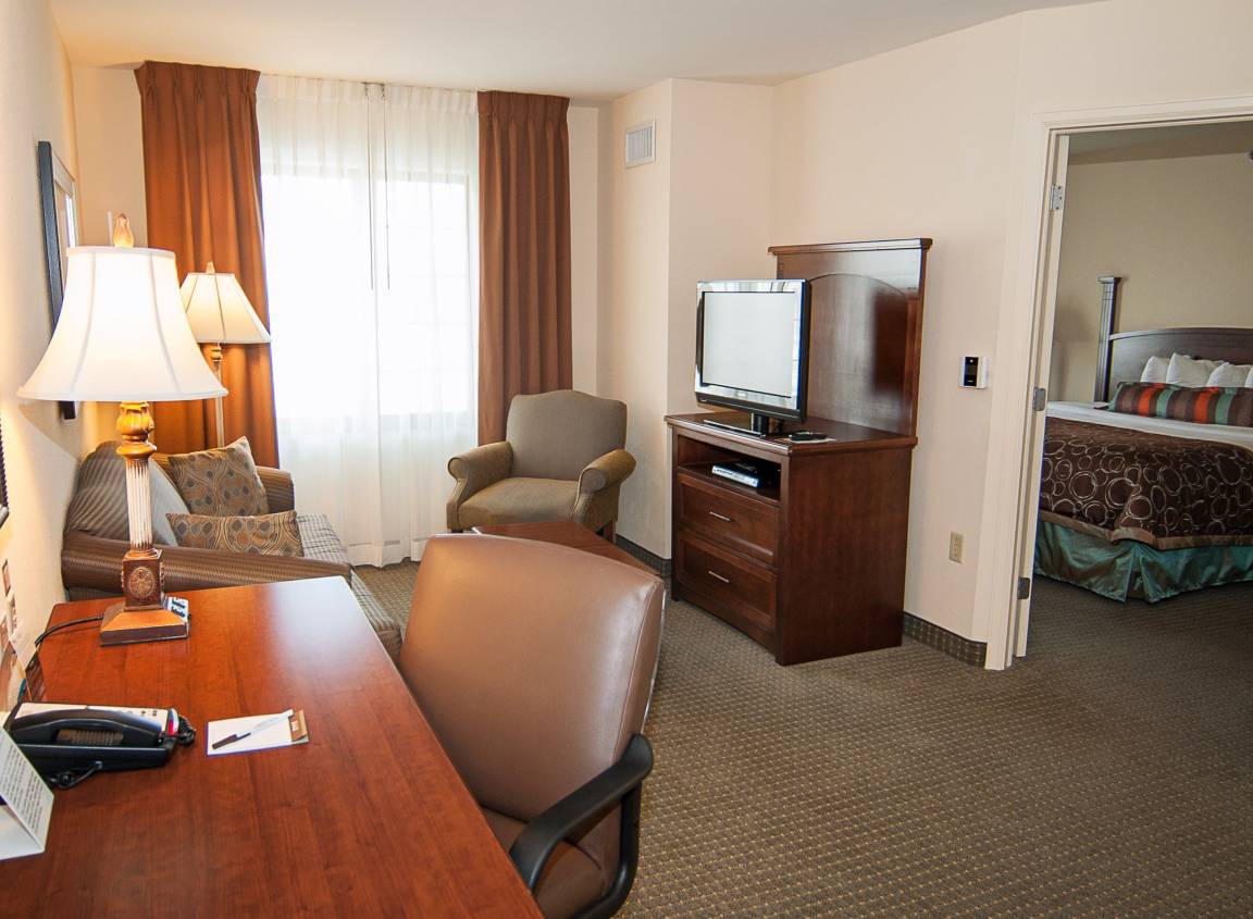 Hotel ∙ 1 Bedroom ∙ 4 Guests - Andover