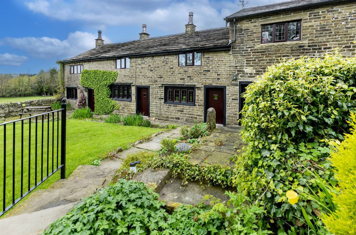 45 M² Cottage ∙ 1 Bedroom ∙ 2 Guests - Bolton